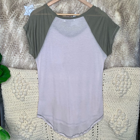 Tilly's | Tops | Tillys Chloe K Raglan Sleeve Pocket Tshirt | Poshmark